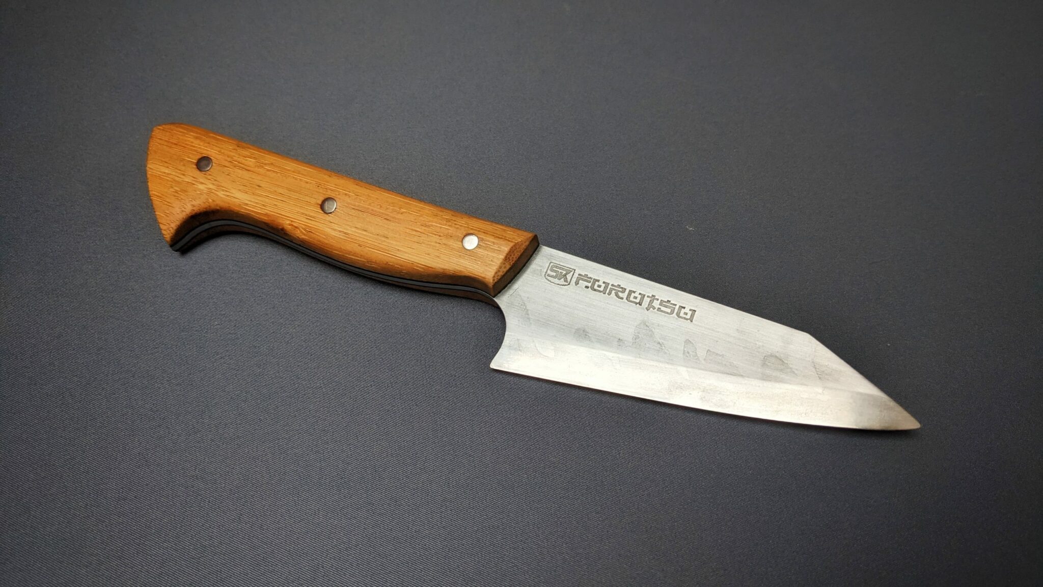 How I made two Asian style kitchen knives with a Hamon – Simply Knives